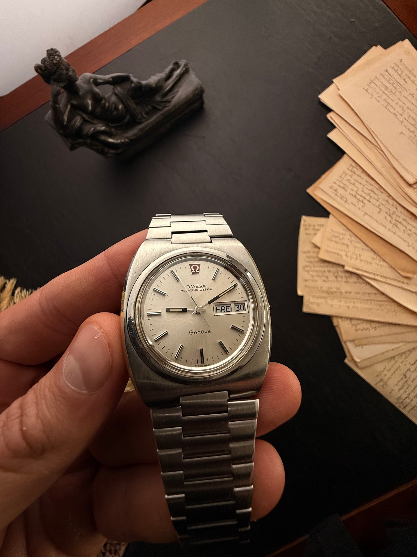 Omega: Genève Megaquartz — The 70s Icon – Mole Watch